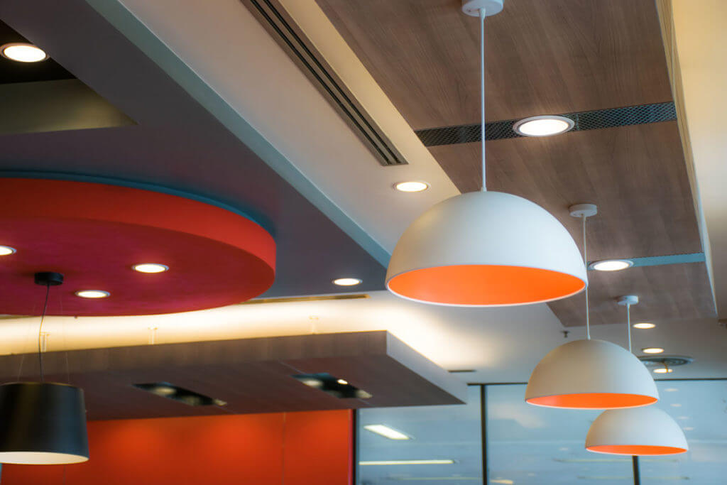 Cómo iluminar tu hogar utilizando los focos LED – B·LED - Blog