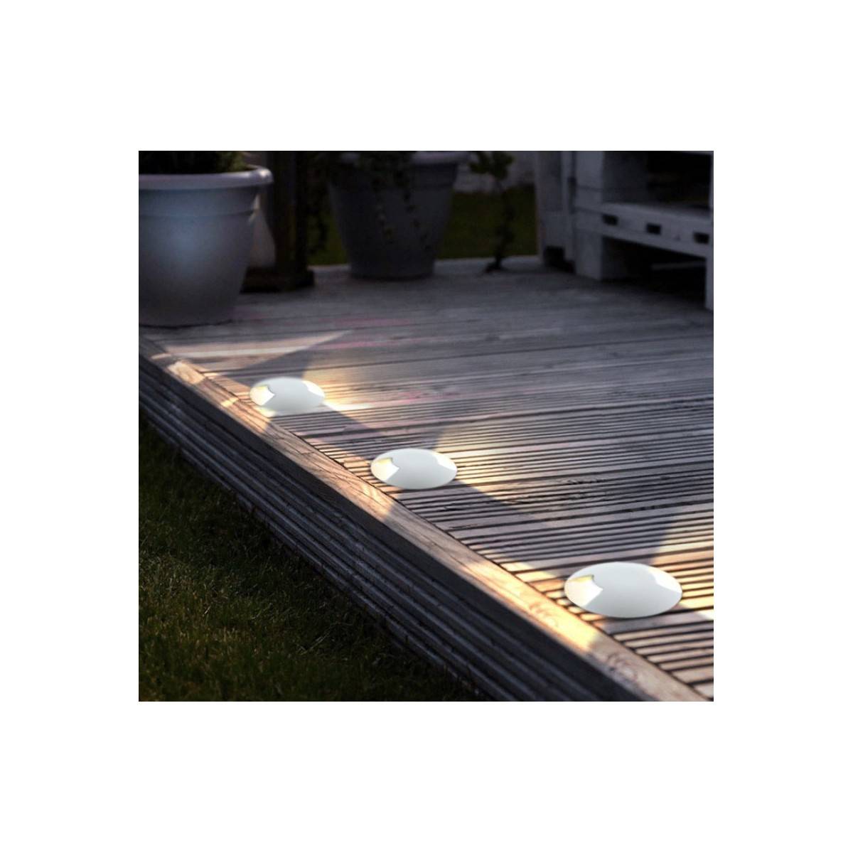 LED Signal Beacon for ground and pathway illumination