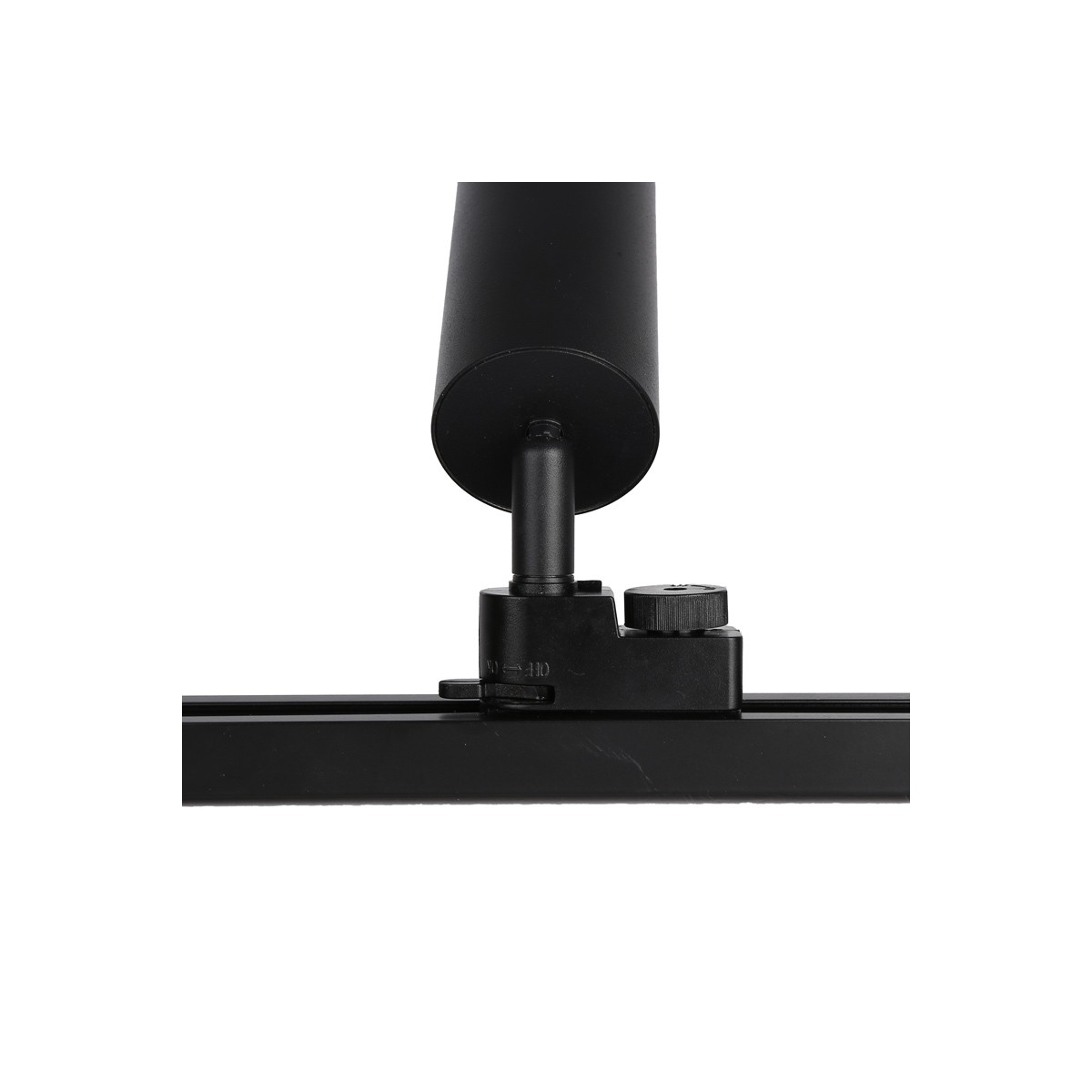 8W track spotlight with adjustable and articulated light angle in 2800K