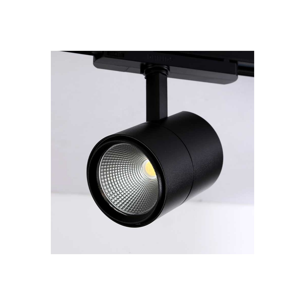 Three-phase LED track spotlight CCT 42W - CRI 95 - Integrated Philips ...