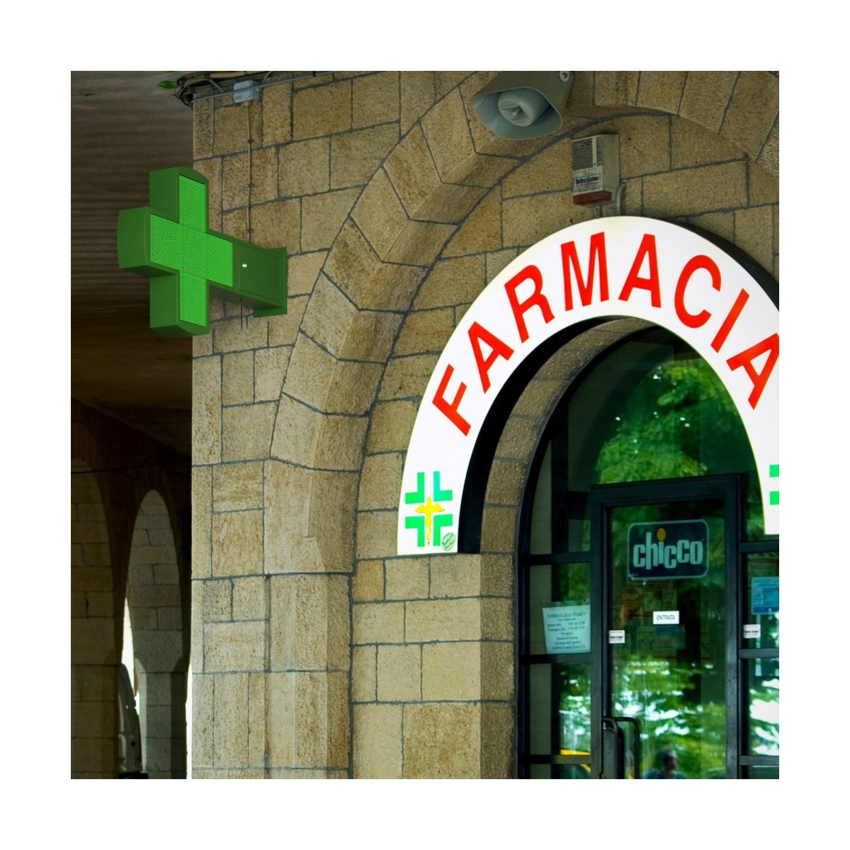 P8 Programmable Multicolor LED XL RGB Pharmacy Cross - Outdoor