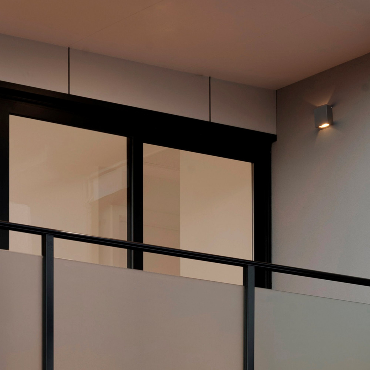 "Square 2" outdoor LED wall light -3W- IP54 -Two-sided light