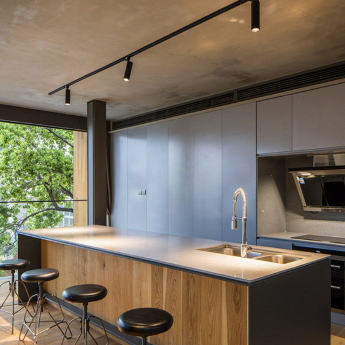 CCT LED 1-phase track spotlight - 10W - KGP Driver - Black