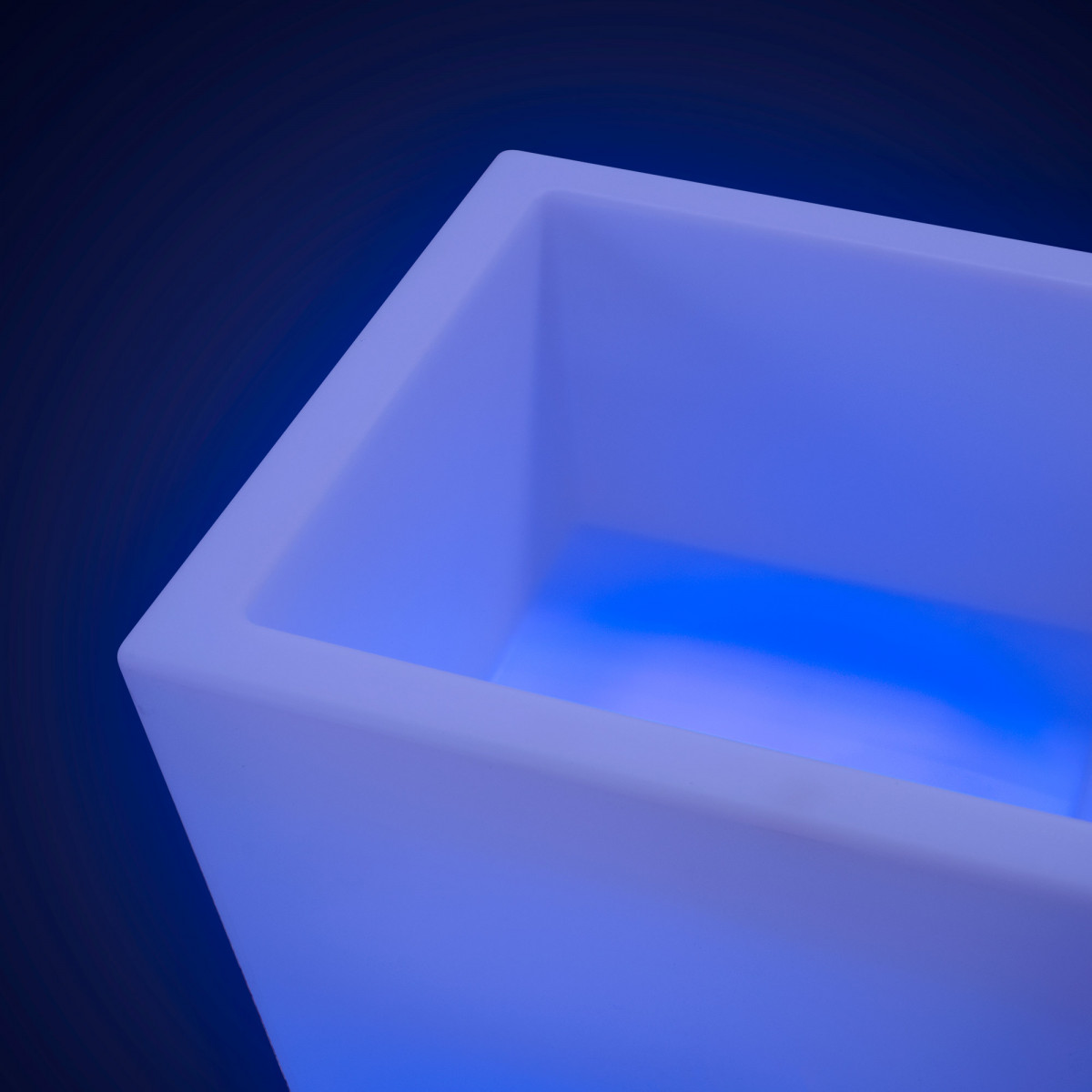 Square LED RGBW Planter - 24W - Rechargeable - Remote Control