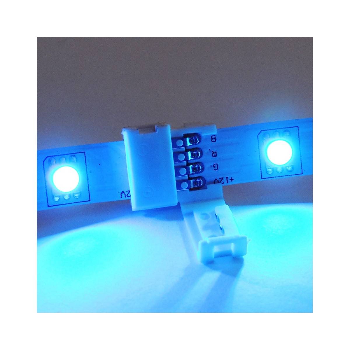 Conector para fitas de LED 12V RGB direto sem cabo | B·LED